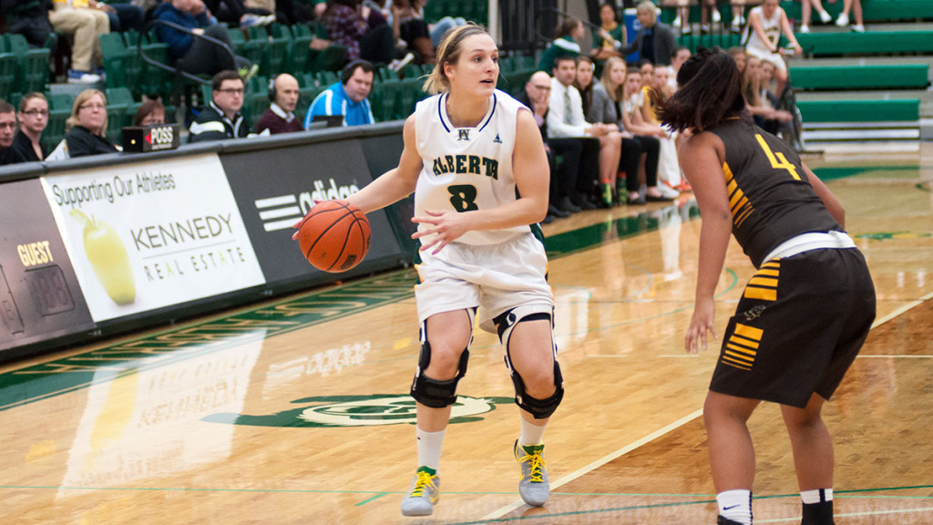Pandas basketball stays hot, jump to 4-0 - The Gateway