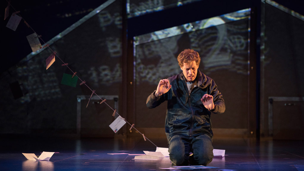 'The Curious Incident of the Dog in the Night-Time' leaves audiences ...