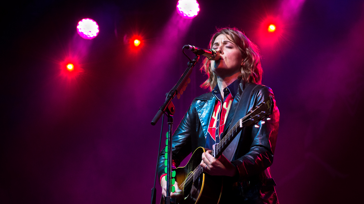 Photostory: Edmonton Folk Fest 2019 Day 2 - The Gateway