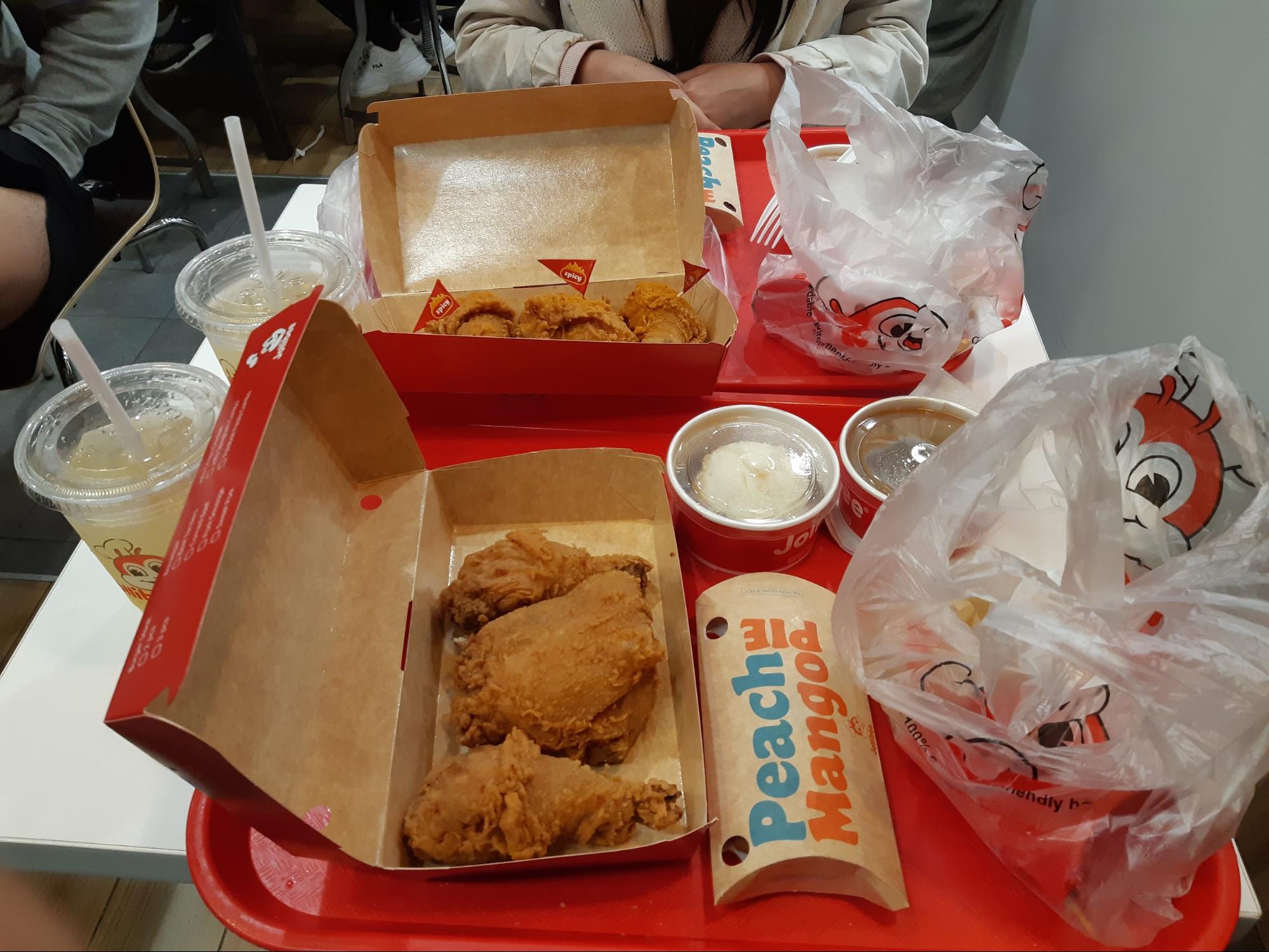 Eating Edmonton: Jollibee - The Gateway