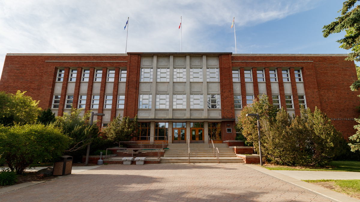 University announces first college deans, all three previous faculty ...