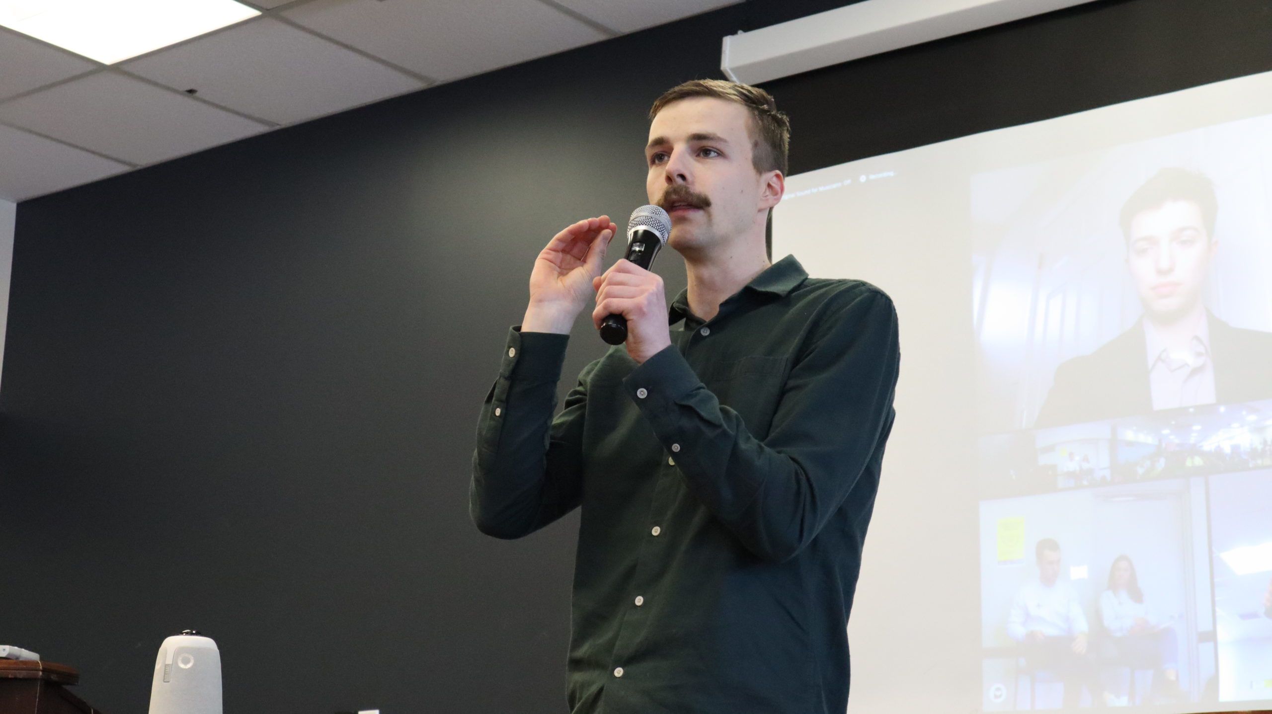 BoG rep candidate beats around the bush at CSJ forum - The Gateway