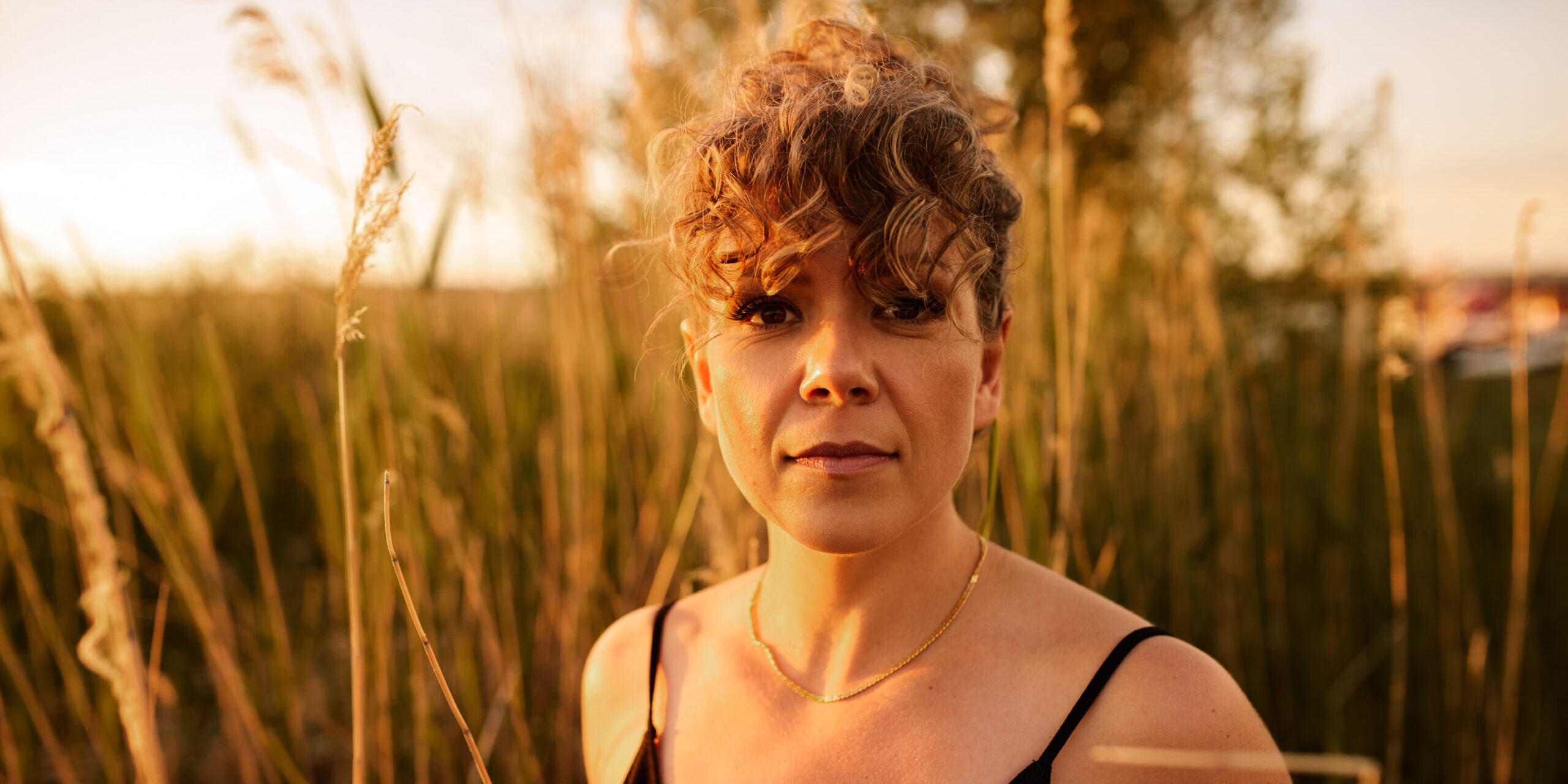 Alexis Normand intertwines her roots in new bilingual album 'Mementos ...