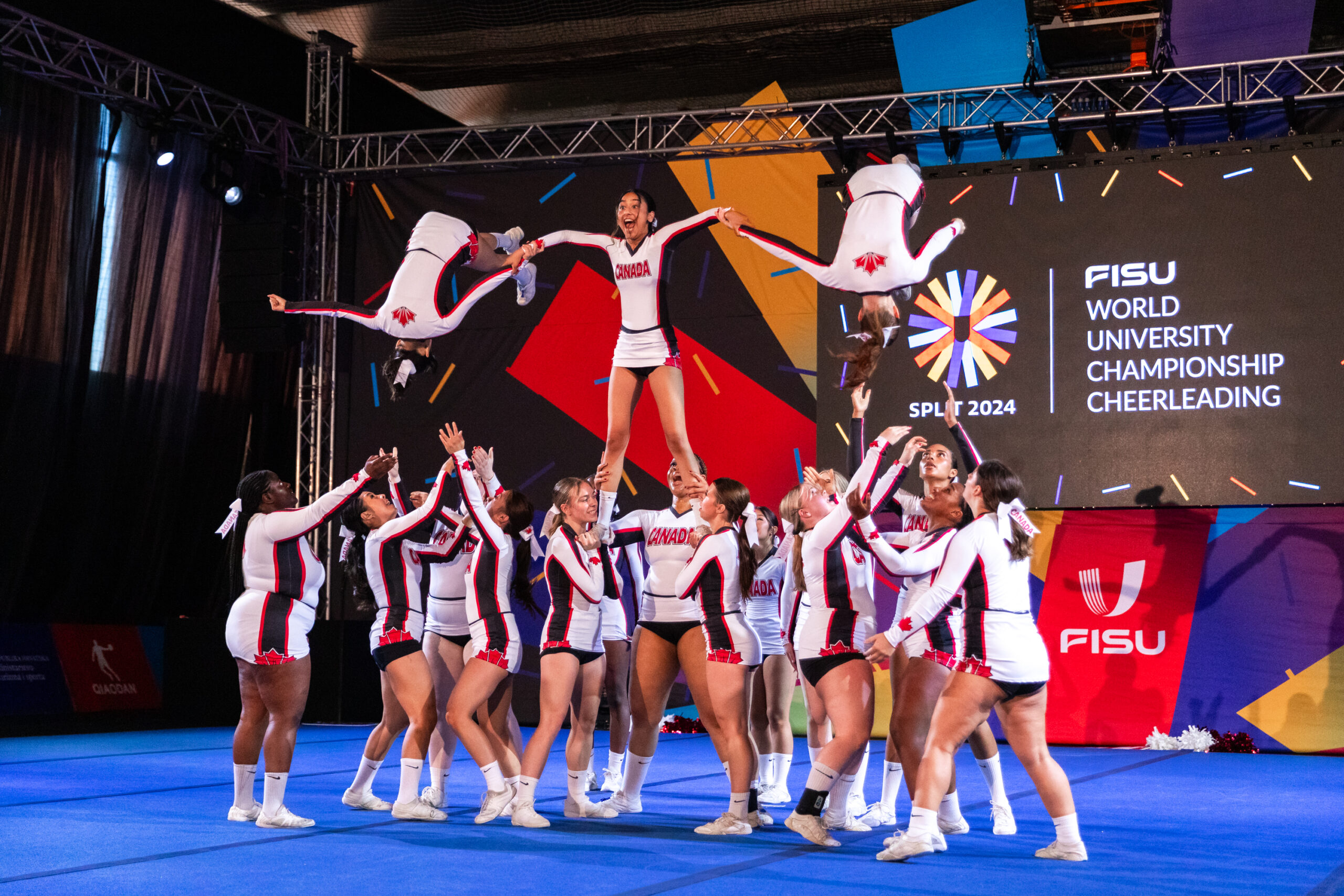 U of A cheerleading team brings back gold from world championships ...