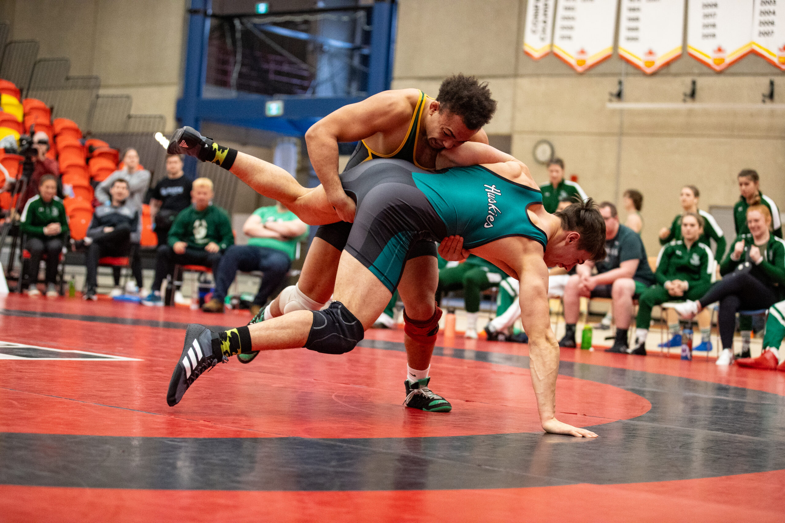 Isaiah Springer named Male U of A Academic All-Canadian Student Athlete ...