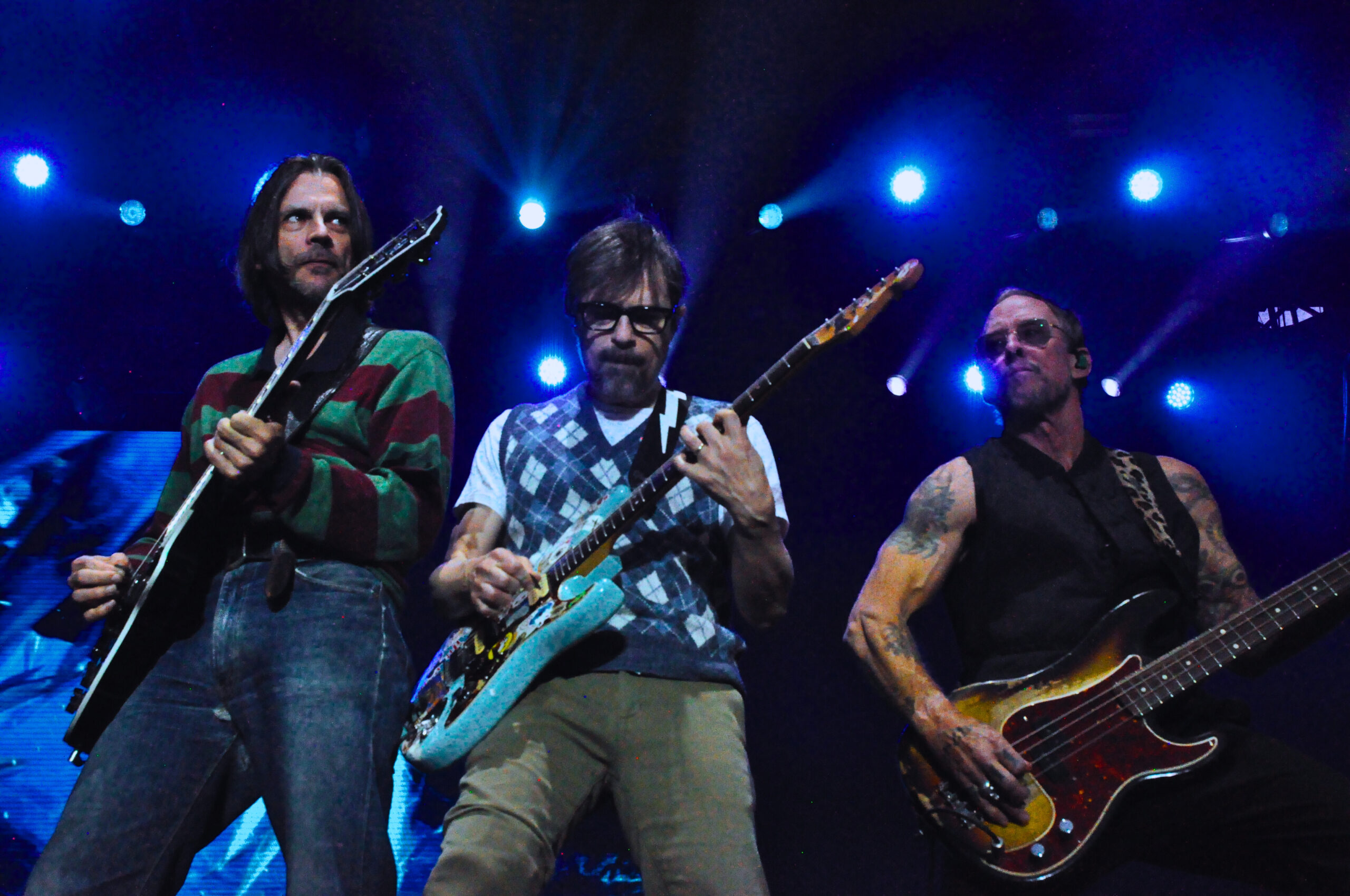 Rockin’ Thunder 2025: Weezer live review - The Gateway