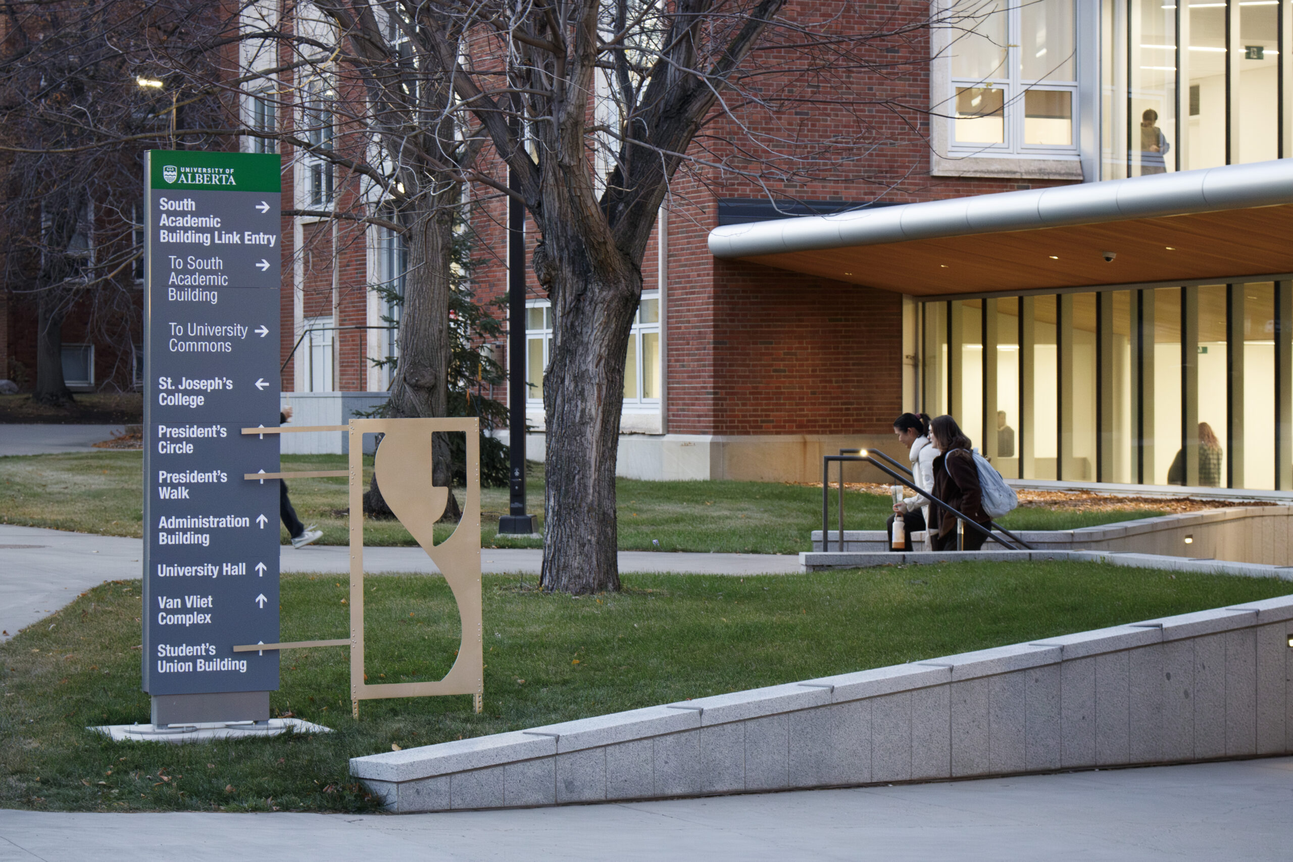 U of A student calls out university signage error with a sculpture ...